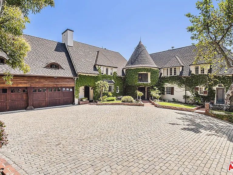 4053 Woking Way, Los Angeles, CA 90027 | Zillow