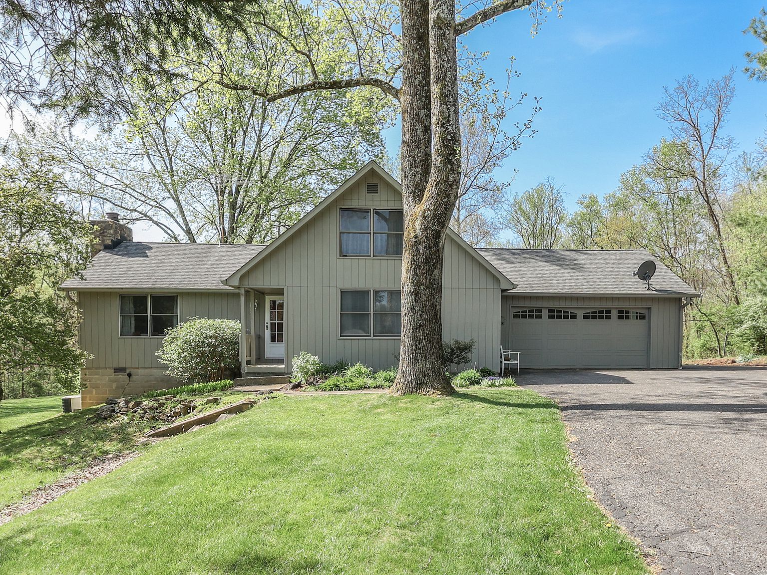 13381 W 170 S, Columbus, IN 47201 | Zillow