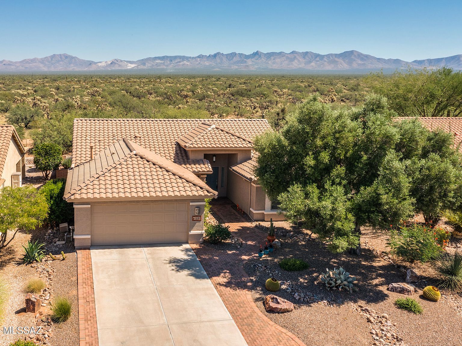 1092 N Rams Head Rd Green Valley Az 85614 Zillow