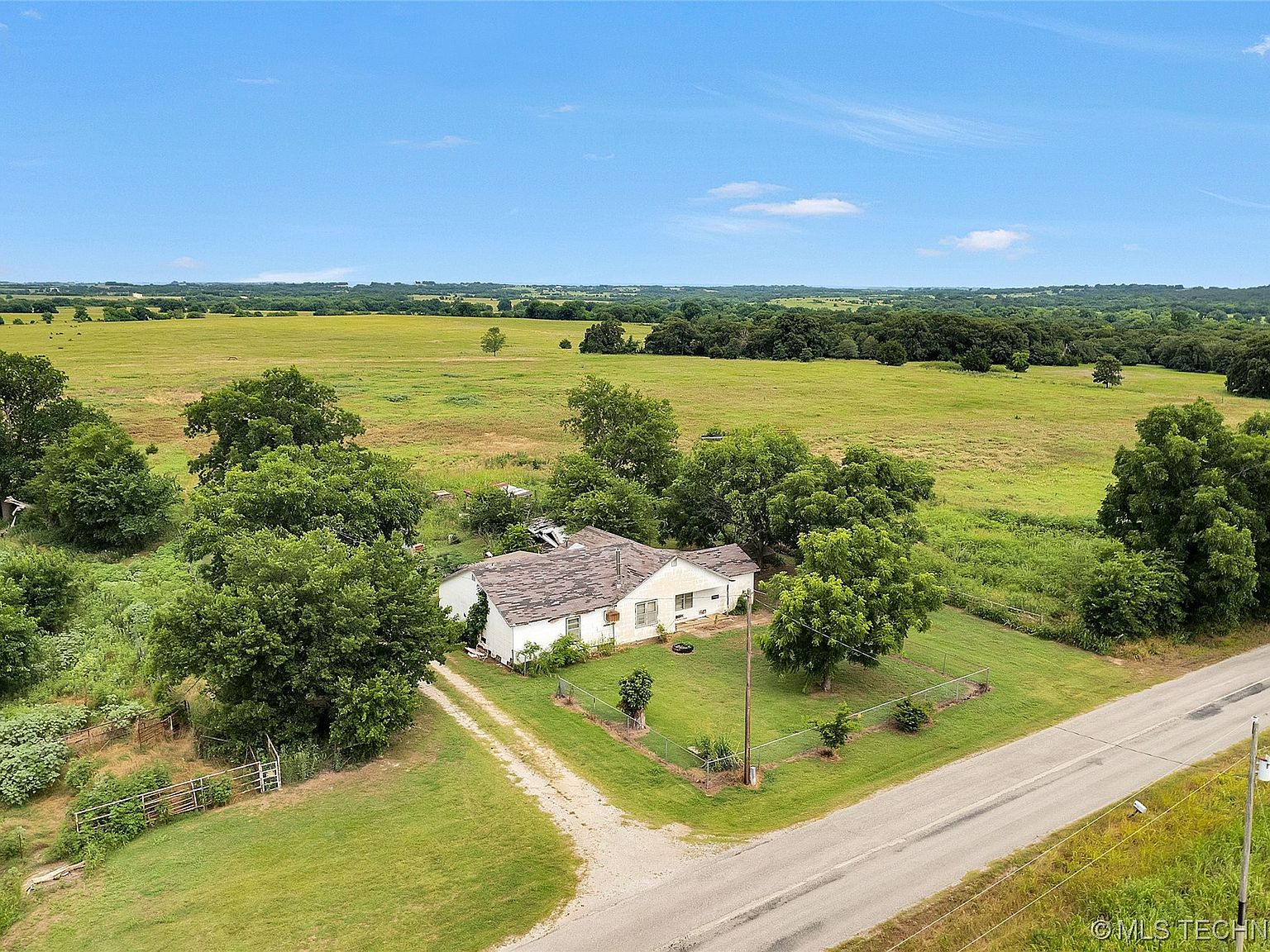 2824 Sunshine Rd, Davis, OK 73030 | MLS #2322203 | Zillow