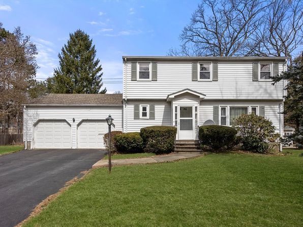 Wellesley MA Real Estate - Wellesley MA Homes For Sale | Zillow