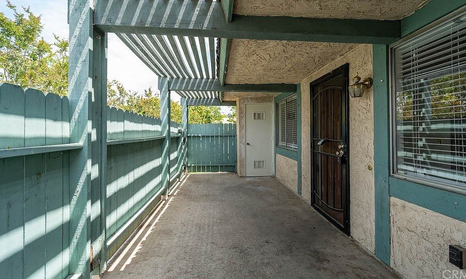 2560 Gonzaga Ln, Riverside, CA 92507 | Zillow
