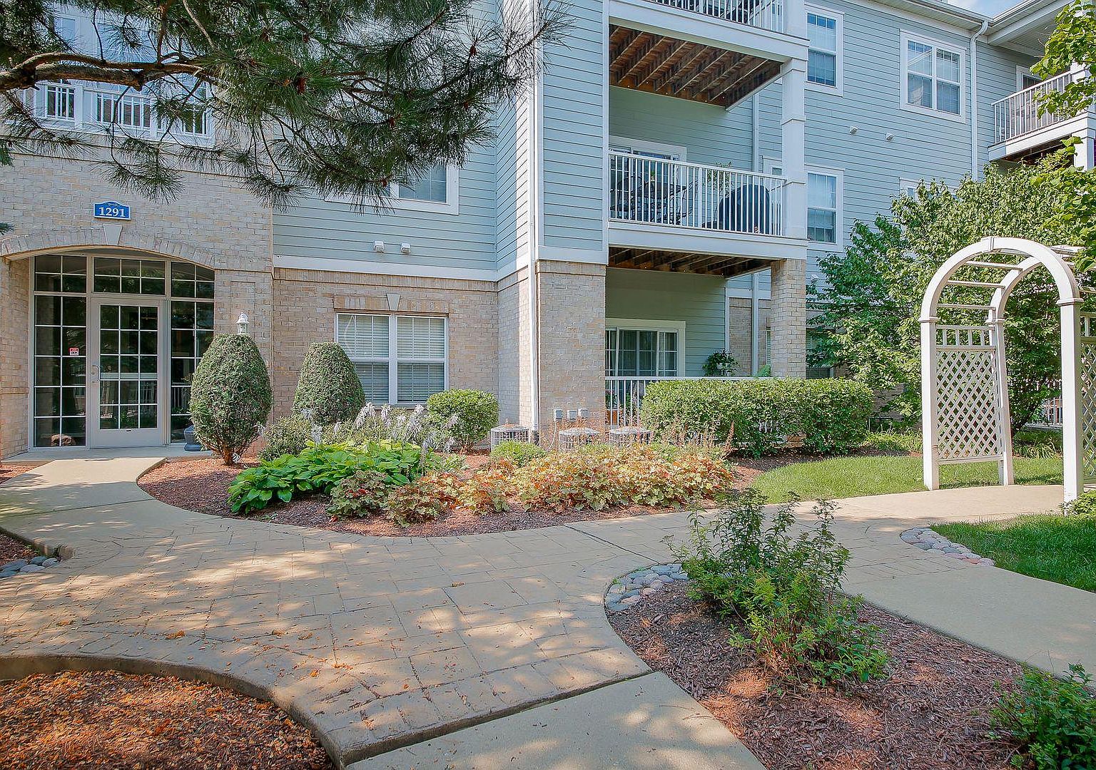 1291 W Lake St APT 304, Addison, IL 60101 | Zillow
