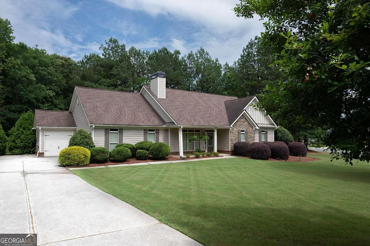 828 Caleb Dr, Winder, GA 30680 | Zillow
