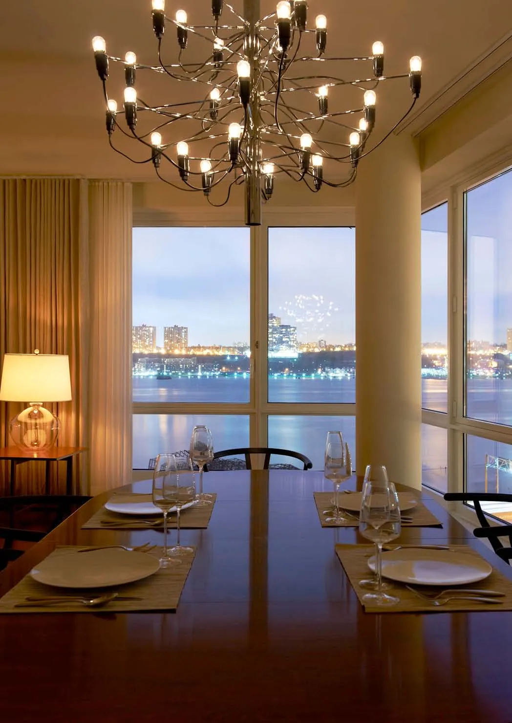 The Aldyn at 60 Riverside Boulevard in Lincoln Square : Sales, Rentals ...