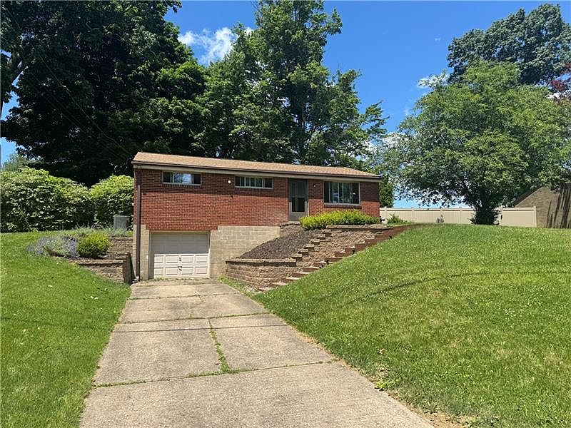 3417 E Stag Dr W, Gibsonia, PA 15044 | Zillow