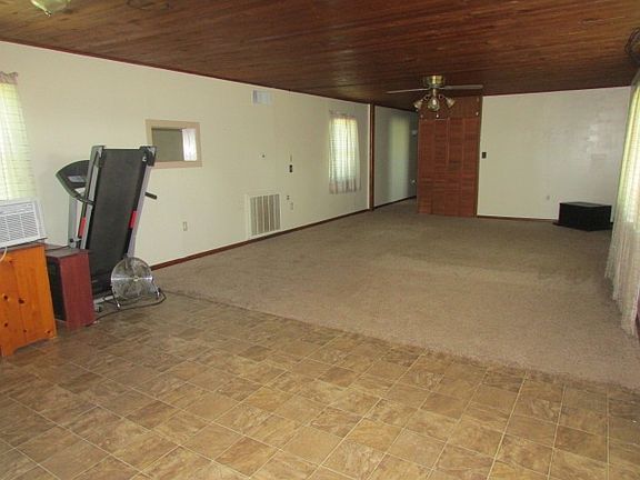 12528 W Lake Hellums Rd, Carrier, OK 73727 | Zillow