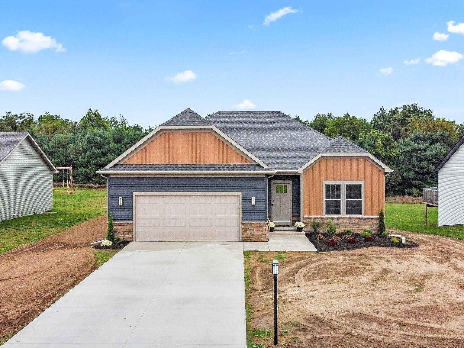 4937 N Cranbrook Rd, North Webster, IN 46555 | Zillow