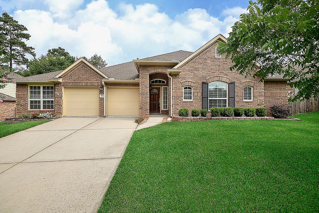 2022 Graystone Hills Dr, Conroe, TX 77304 | Zillow