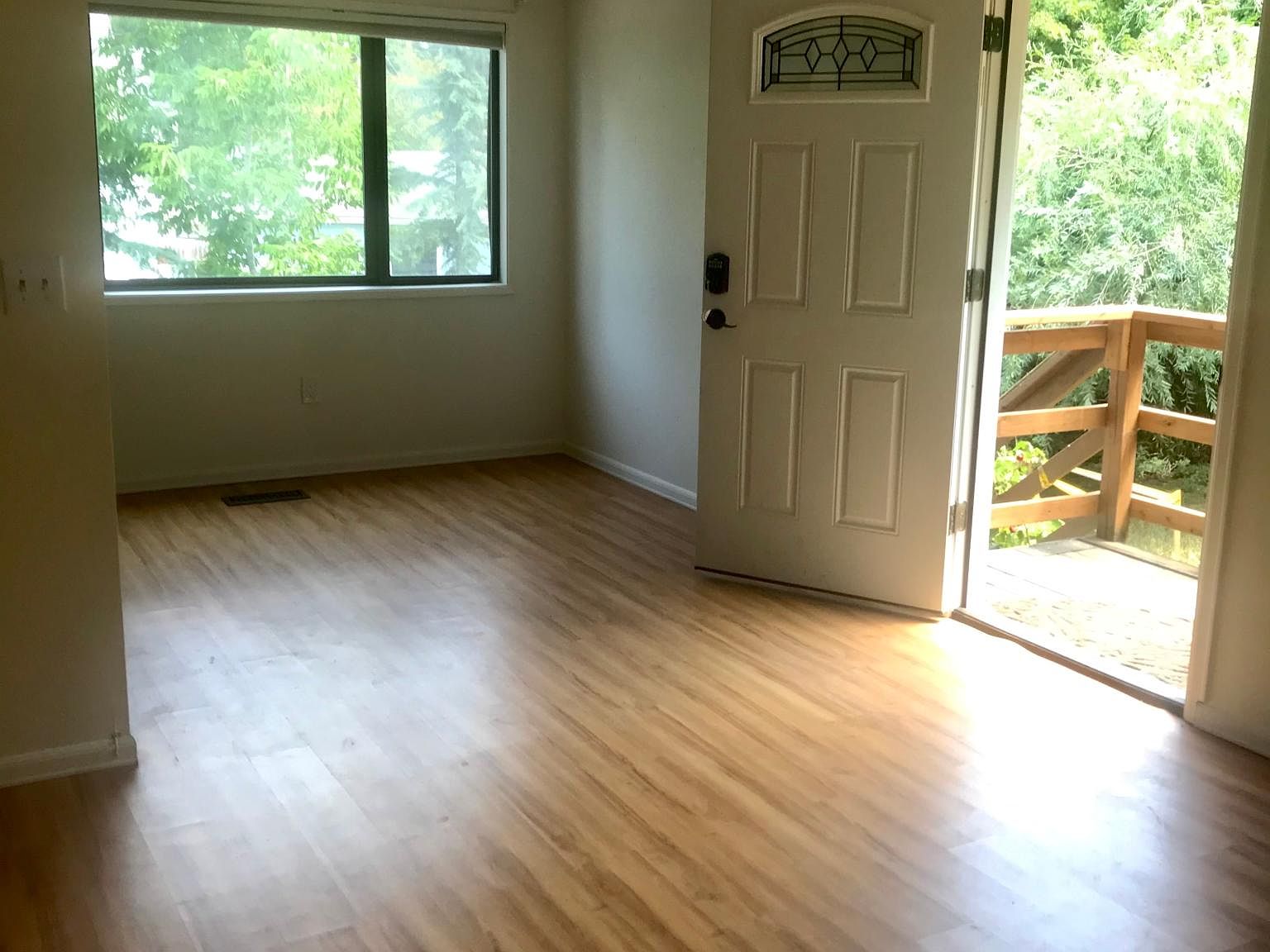 220 SE 2nd St, Gresham, OR 97080 | Zillow