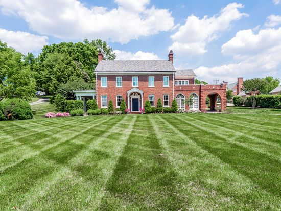 2733 Kingston Pike, Knoxville, TN 37919 | Zillow