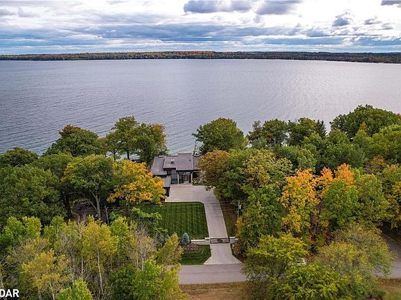 17 Barrie Ter, Oro Medonte, ON L4M 1E8 | MLS #40613267 | Zillow