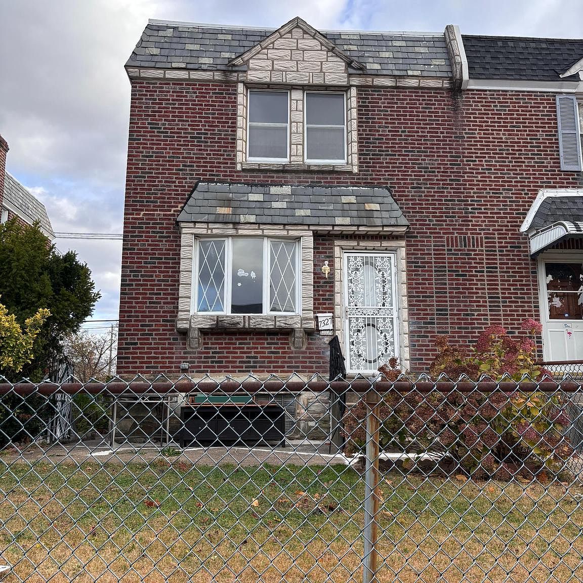 7327 Belden St, Philadelphia, PA 19111 | Zillow