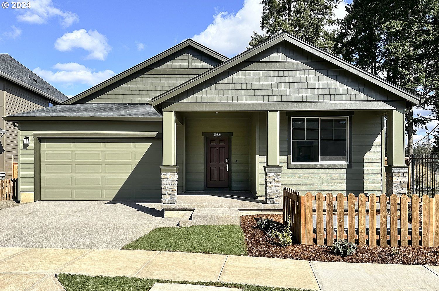 11621 SW Barcelona St, Wilsonville, OR 97070 | MLS #24661405 | Zillow