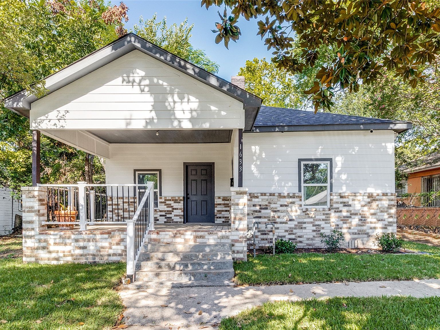 1633 Stoneman St, Dallas, TX 75215 | Zillow