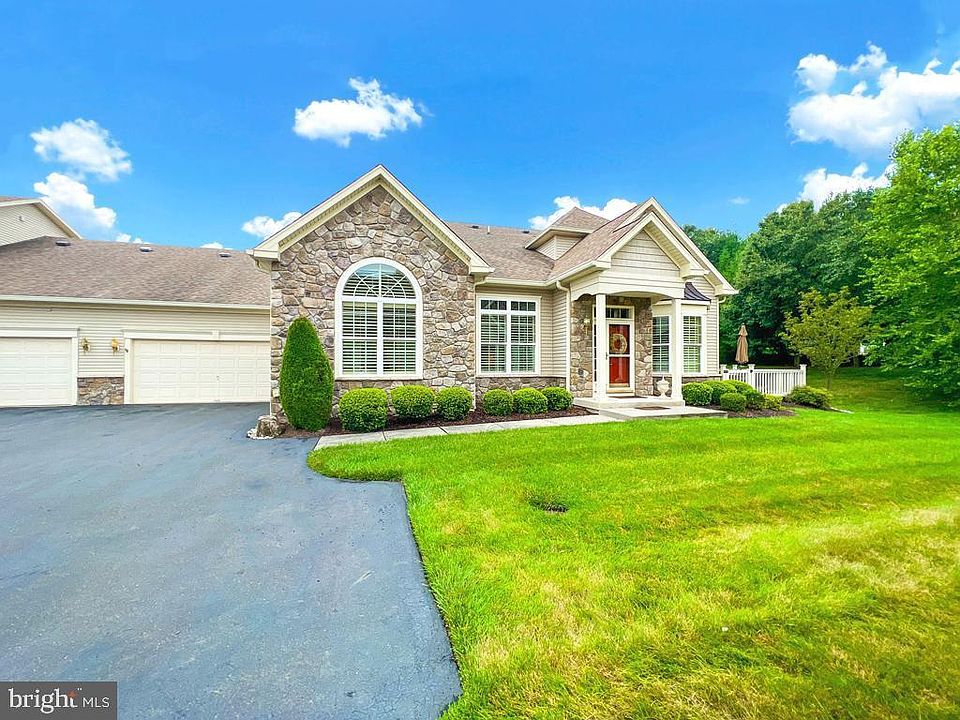 210 Willow Dr, Newtown, PA 18940 | Zillow