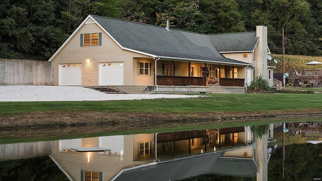 197 Quarry Rd, Eldred, IL 62027 | Zillow