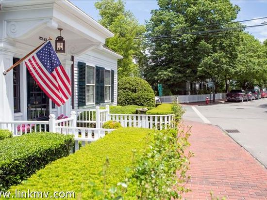 111 Upper Main St, Edgartown, MA 02539 | MLS #38279 | Zillow