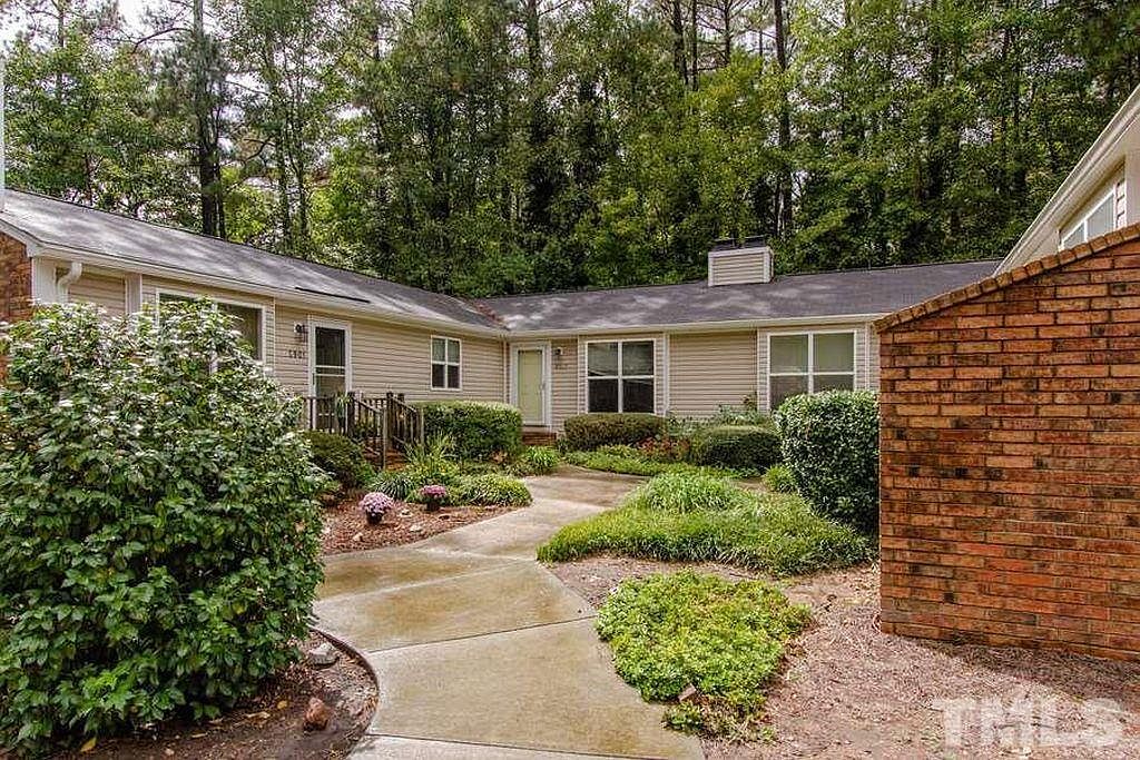 5903 Suncreek Ct, Raleigh, NC 27606 | Zillow