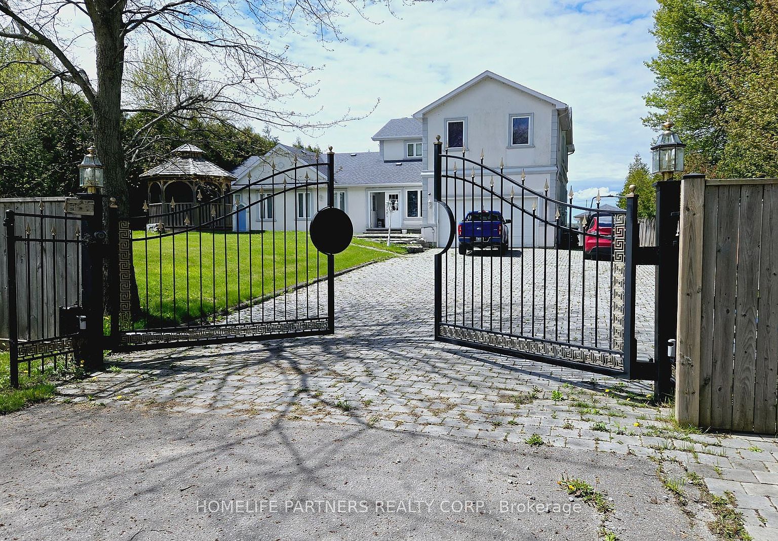 590 Duclos Point Rd, Georgina, ON L0E 1N0 | MLS #N8417892 | Zillow