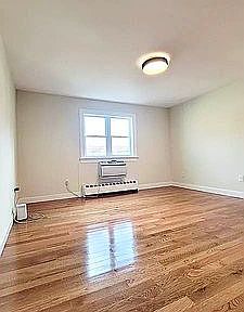 2112 Broadway #2, Astoria, NY 11106 | Zillow