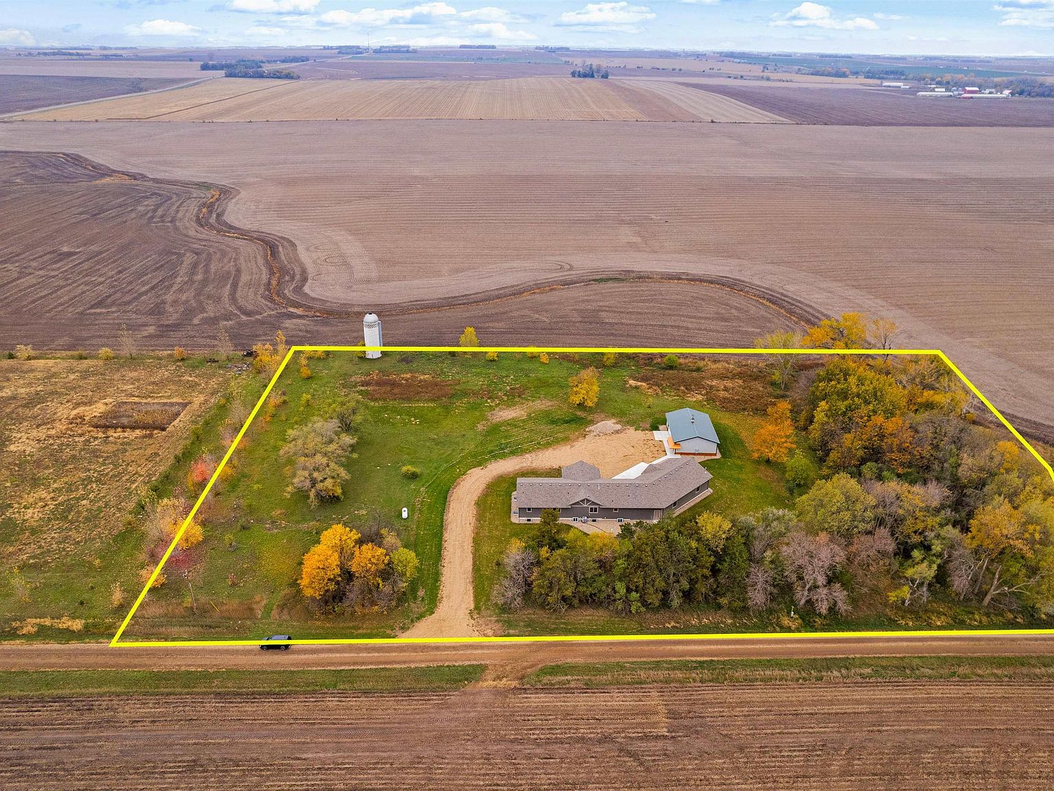 47163 289th St, Beresford, SD 57004 | MLS #22303846 | Zillow