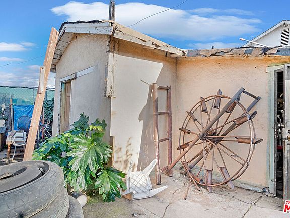 3628 Fowler St, Los Angeles, CA 90063 | MLS #24-354775 | Zillow