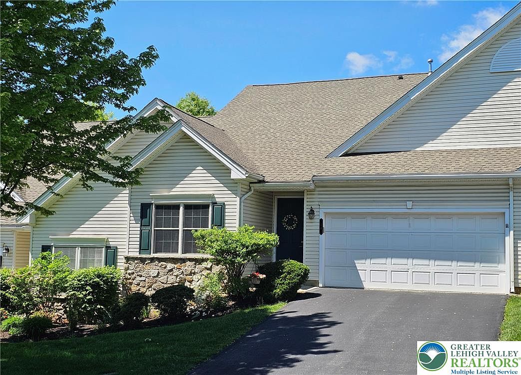 14 Kent Ln, Easton, PA 18045 | Zillow