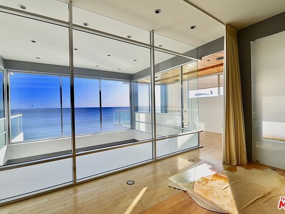 24826 Malibu Rd, Malibu, CA 90265 | Zillow