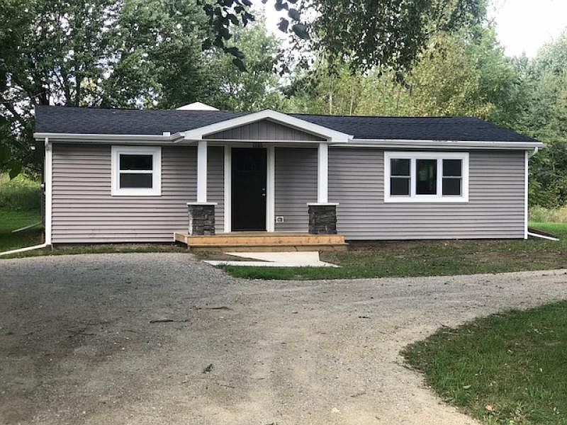 5799 Mayville Rd, Clifford, MI 48727 | Zillow