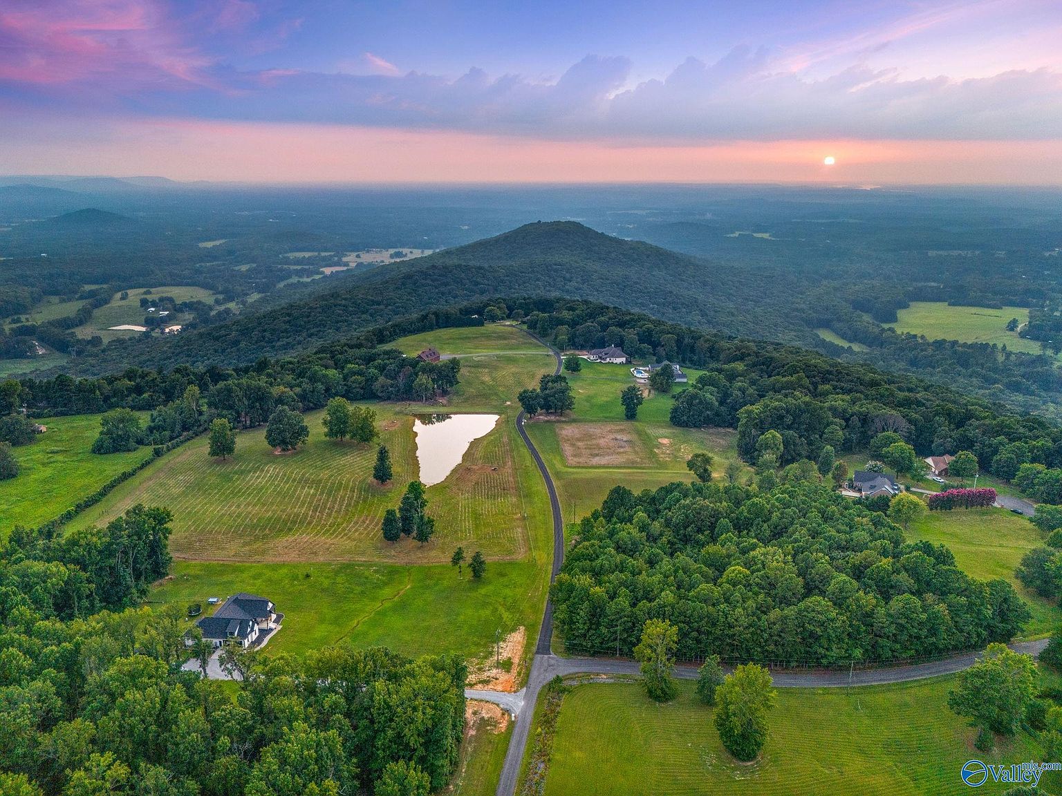 322 Westview Ln, Laceys Spring, AL 35754 | MLS #21869204 | Zillow