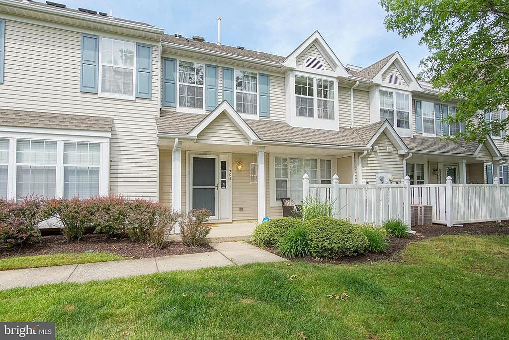 706 Oliphant Ln #706, Mount Laurel, NJ 08054 | Zillow