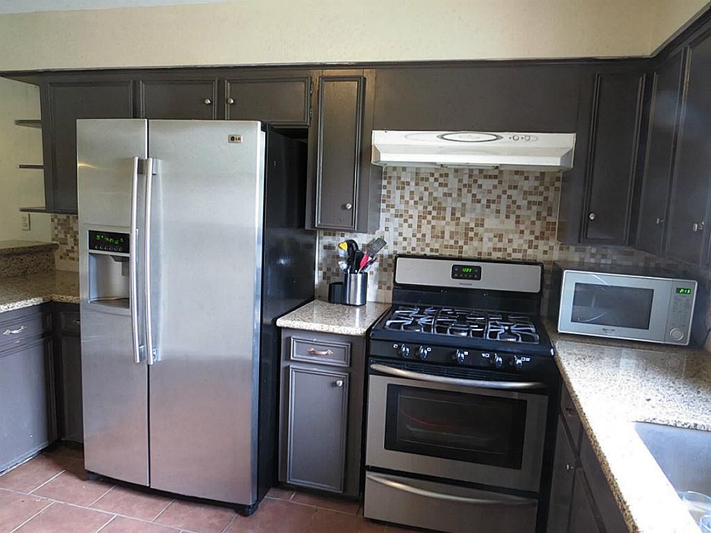 2502 Woodgate St, Houston, TX 77039 | Zillow