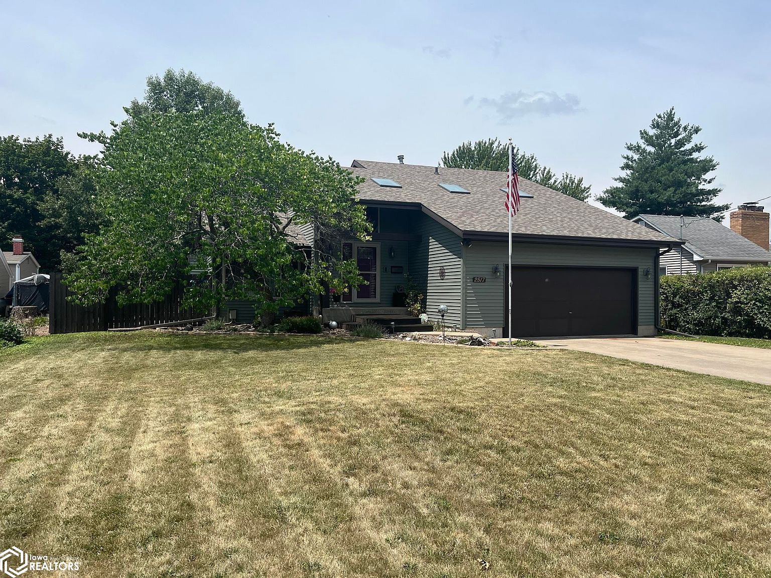 2517 N Green St, Ottumwa, IA 52501 | Zillow