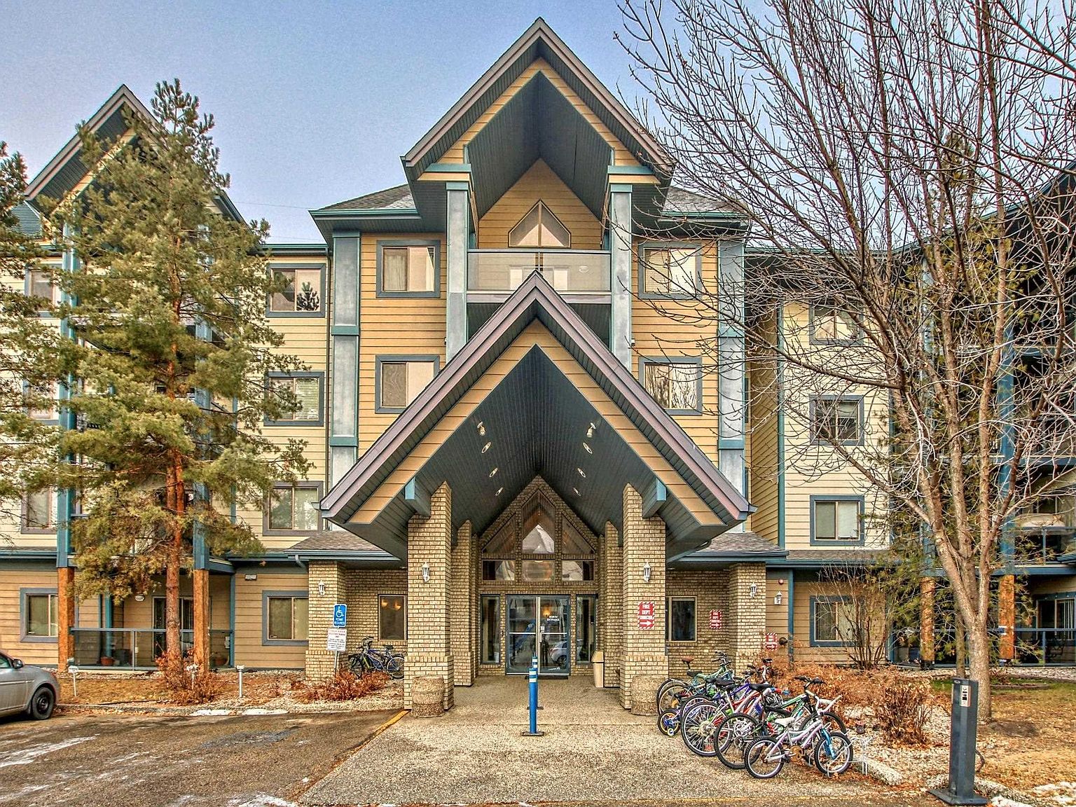2903 Rabbit Hill Rd NW #204, Edmonton, AB T6R 3A3 | MLS #E4367956 | Zillow