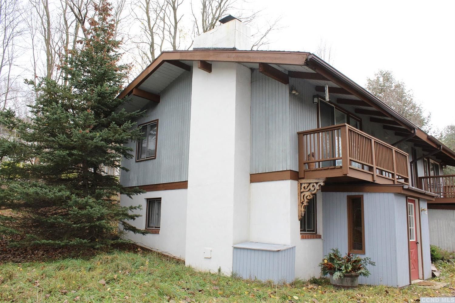 64 Cd Ln, Windham, NY 12496 | Zillow