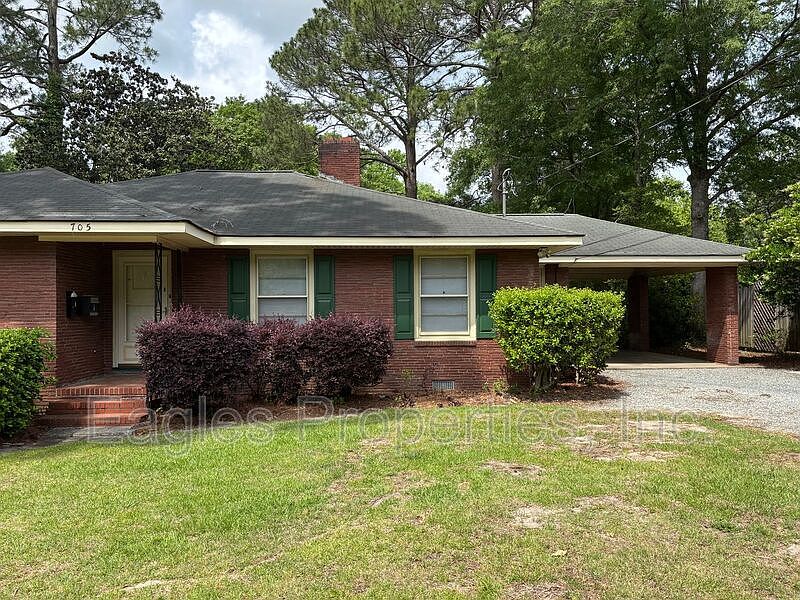 705 N Leslie St #B, Goldsboro, NC 27530 | Zillow