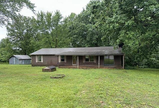 76 Combs Rd, Dunnville, KY 42528 | MLS #11282389 | Zillow