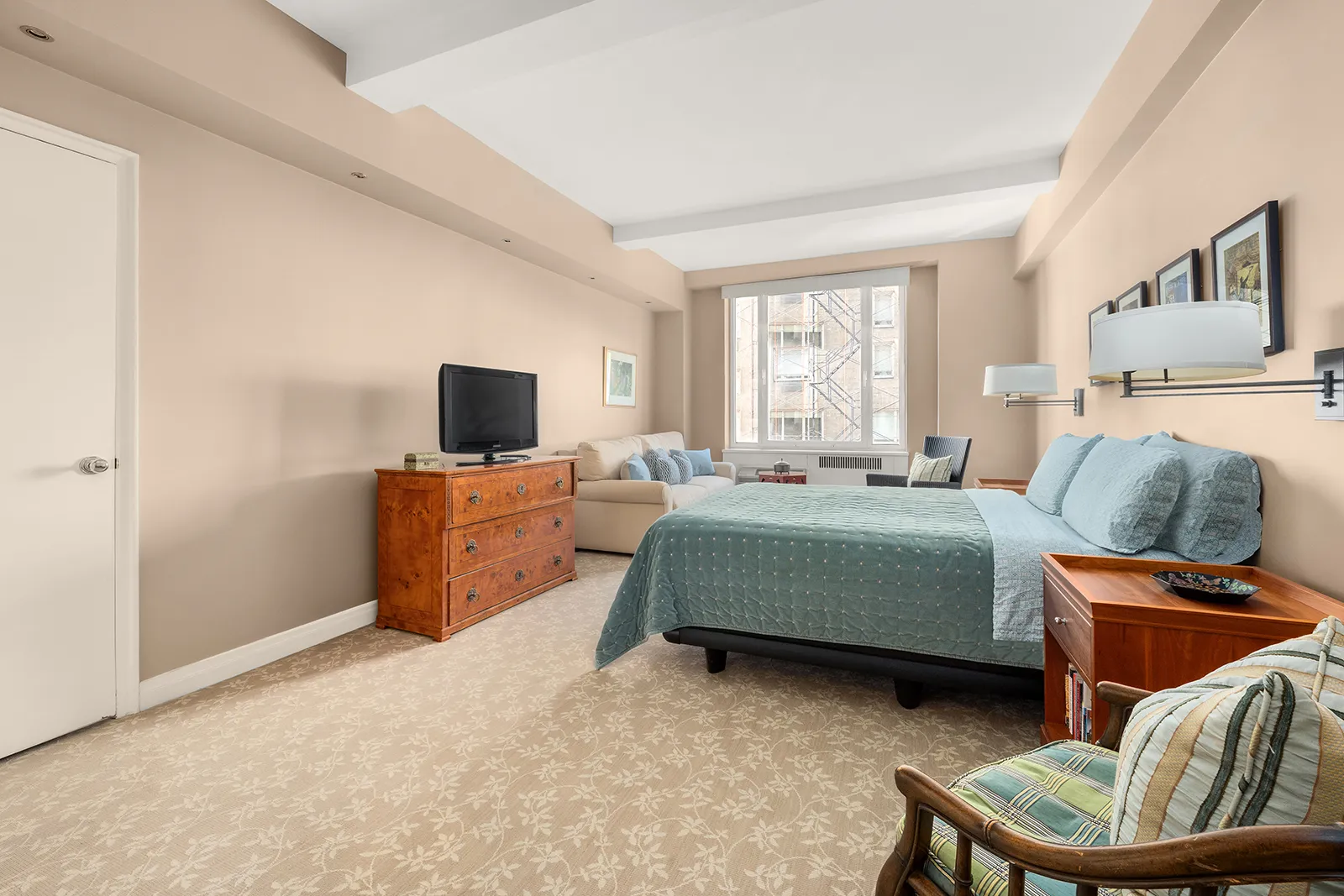 875 5th Avenue #12EF in Lenox Hill, Manhattan | StreetEasy