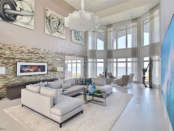 26000 Lake Rd, Bay Village, OH 44140 | MLS #5012869 | Zillow