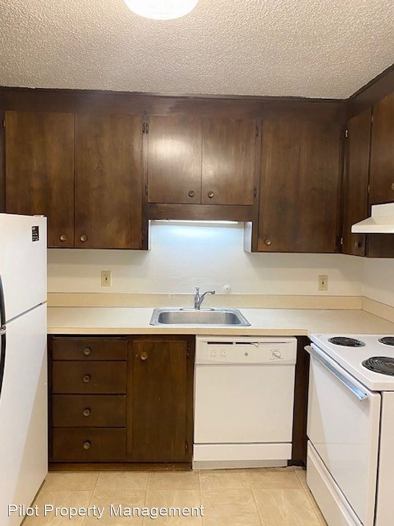 5123 24th Ave NE #2, Seattle, WA 98105 | Zillow