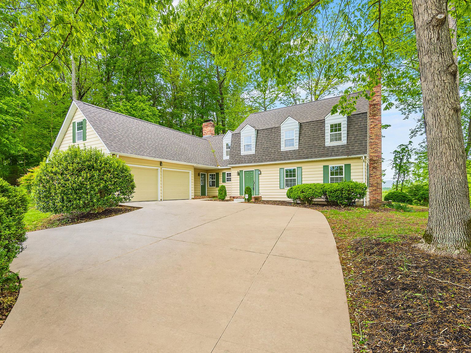 106 Timbercrest Ln, Clinton, TN 37716 | Zillow