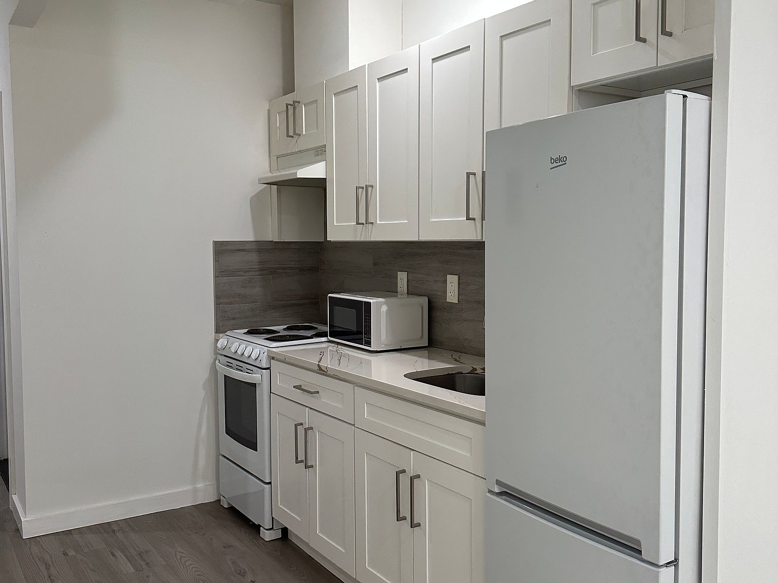 3827 Carpenter Ave APT 1A, Bronx, NY 10467 | Zillow