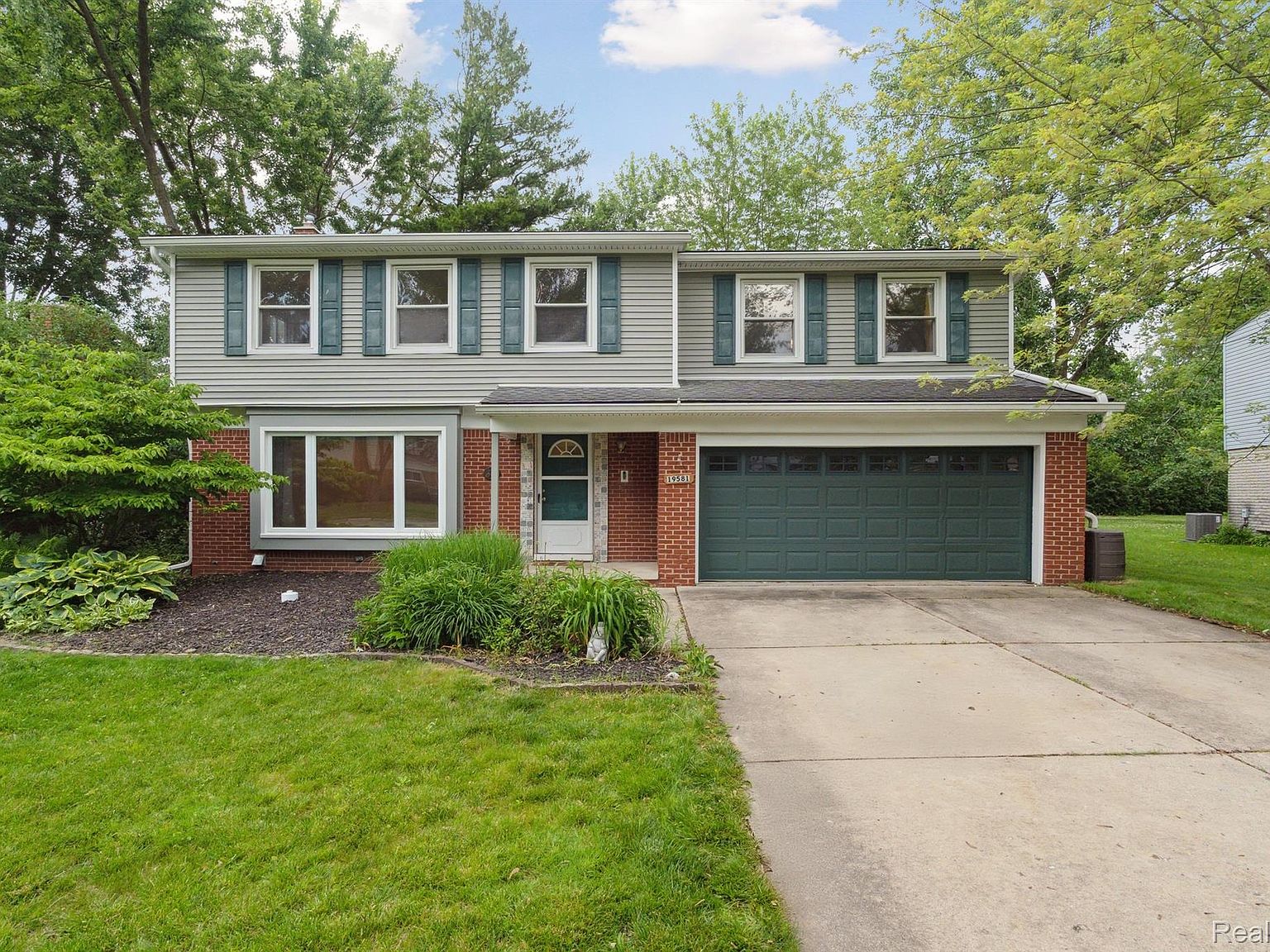 19581 Silver Spring St, Southfield, MI 48076 | Zillow