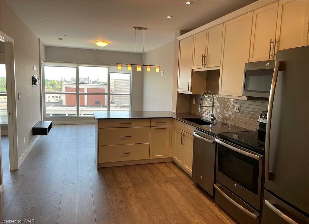 1 Victoria St S #1010, Kitchener, ON N2G 0B5 | Zillow