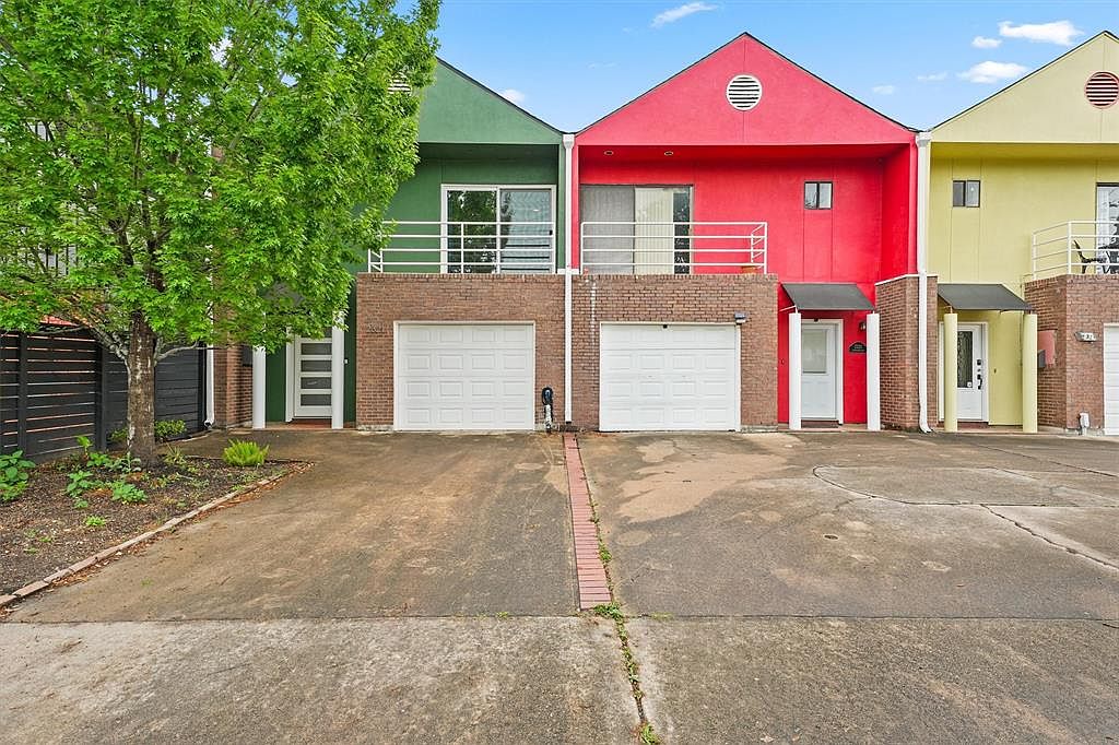 2321 Commonwealth St, Houston, TX 77006 | Zillow
