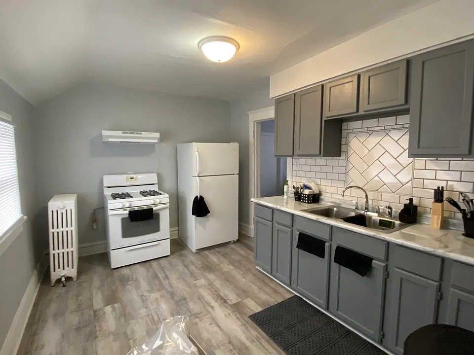 124 Hobbs Ave Joliet IL | Zillow