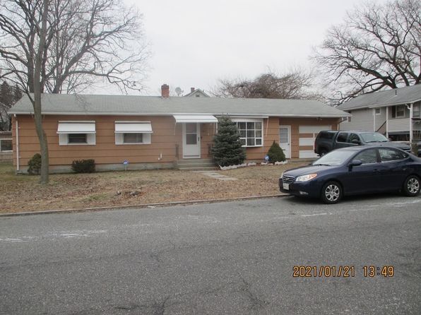 Springfield Real Estate - Springfield MA Homes For Sale | Zillow