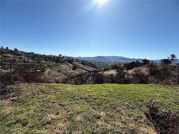 3130 Old Coach Dr #43, Camarillo, CA 93010 | MLS #TR25053629 | Zillow
