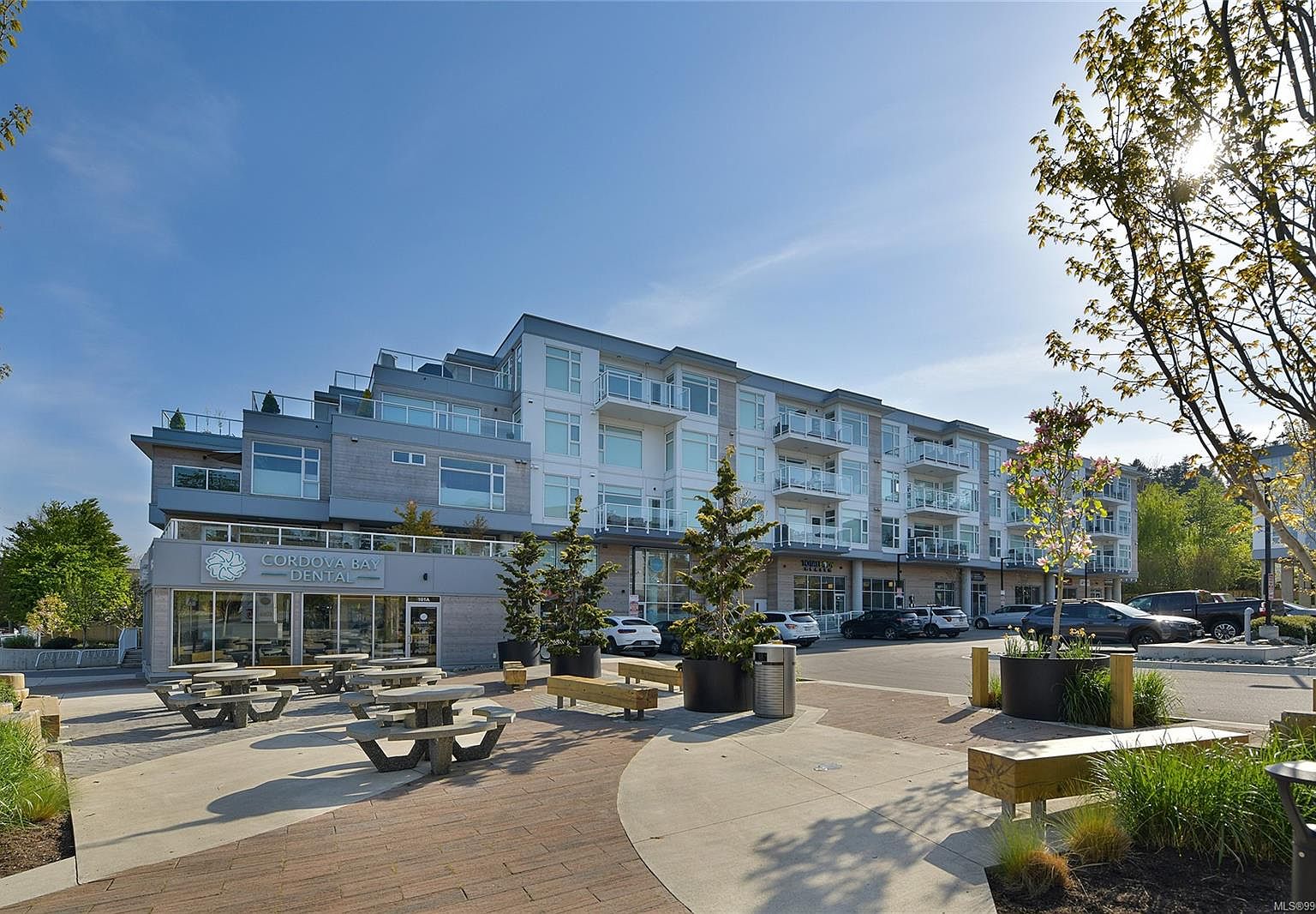 5118 Cordova Bay Rd #407, Saanich, BC V8P 3M9 | MLS #996703 | Zillow